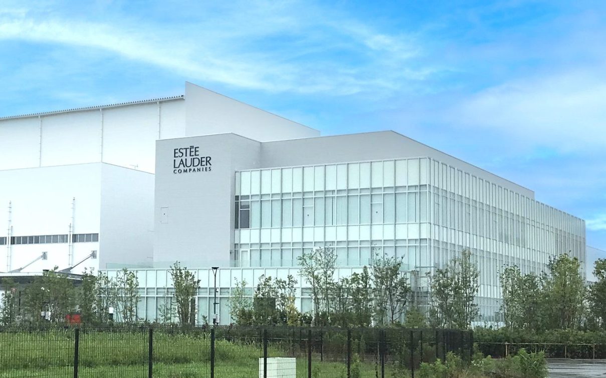 導入事例 - Estée Lauder Inc. 下妻工場 様 | 日本シューター コーポレートサイト
